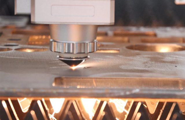 4 Types of Laser Cutters You Need to Know - Fiber laser cutting machine ...